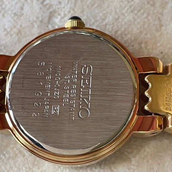 Seiko | Accessories | Seiko Lady Battery Water Resistant Stainless ...